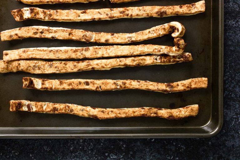 Easy Halloween Breakfast - Bloody Gut Cinnamon Rolls - Mom's Dinner