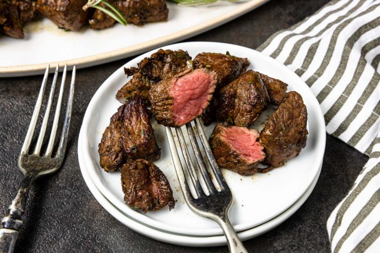 Pan Seared Garlic Butter Steak Bites (+ Video and tips)