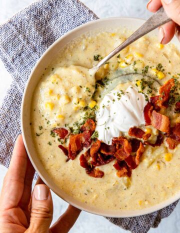 Thick and Creamy Corn Chowder + Video - Mom's Dinner