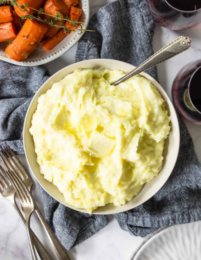 The BEST Yukon Gold Mashed Potatoes + VIDEO | Tons of flavor