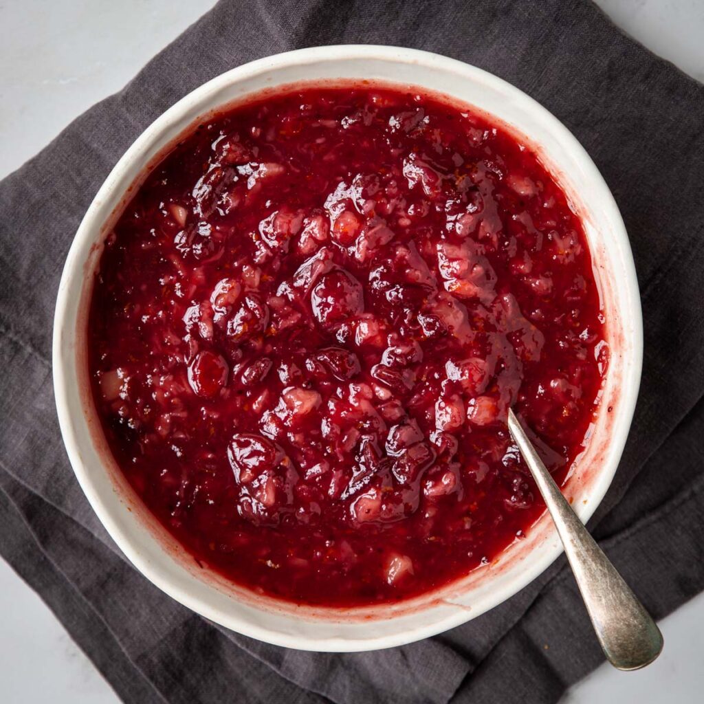 Canned Cranberry Sauce Recipe - Mom's Dinner