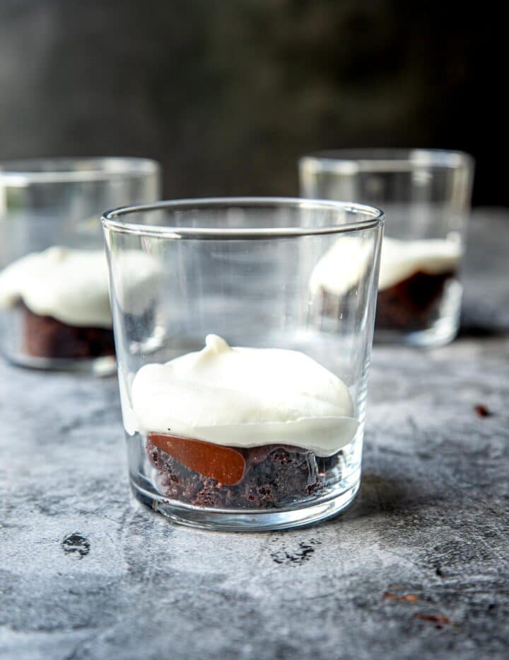 Chocolate Christmas Trifle Recipe - Mom's Dinner