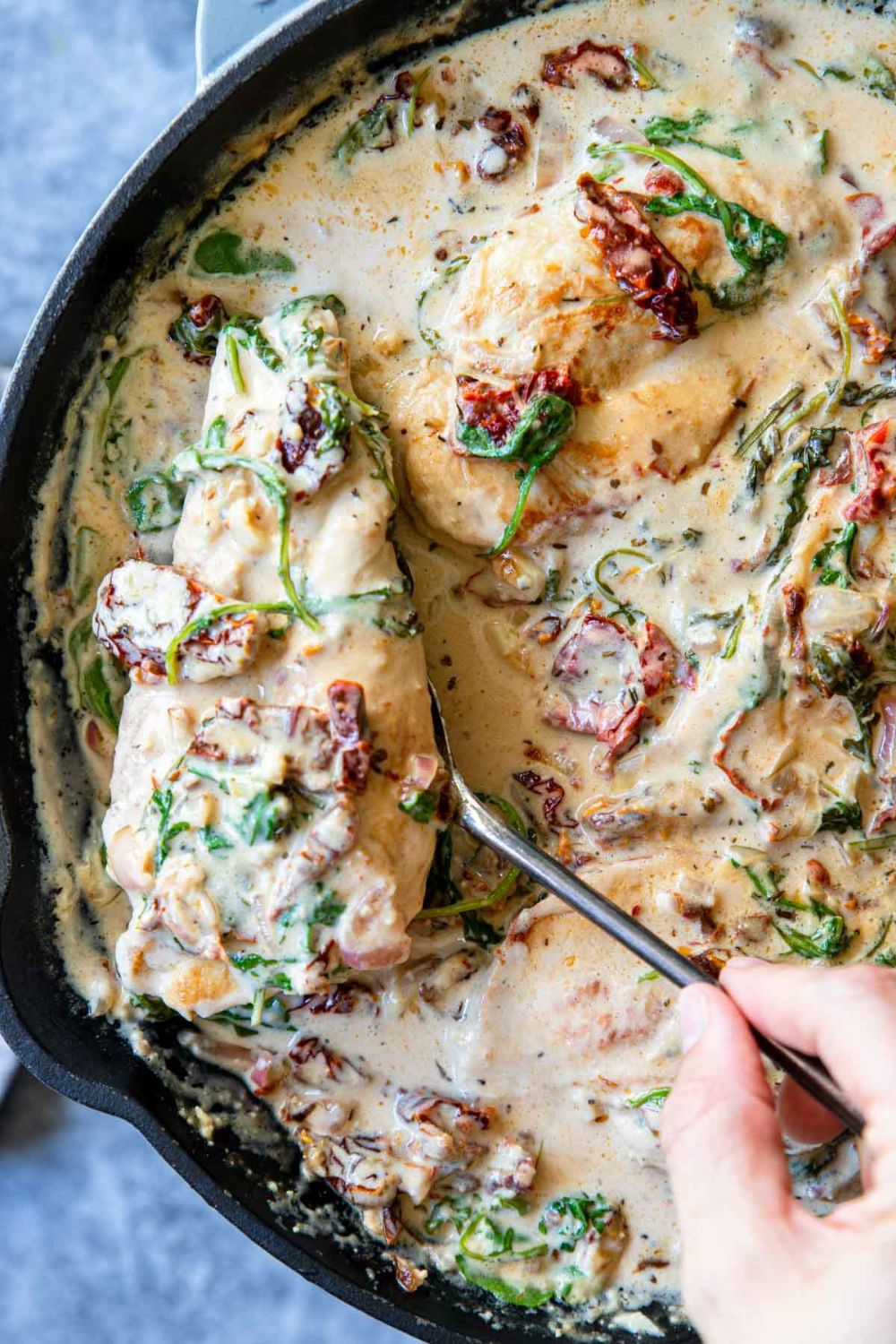 Creamy Sun Dried Tomato Chicken - Mom's Dinner