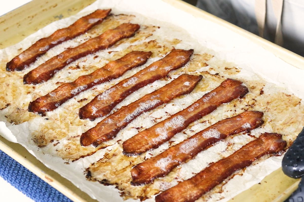 How To Cook Bacon in the Oven - Crispy & Perfect!